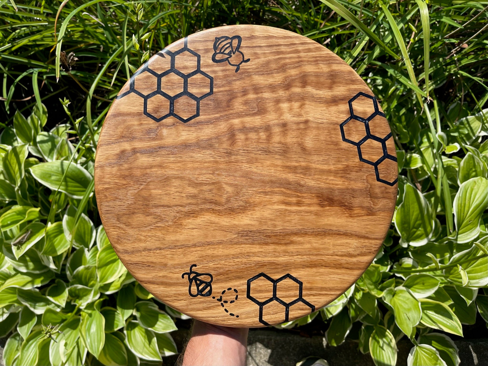 Honeybee Cutting Board – TreemendousWW